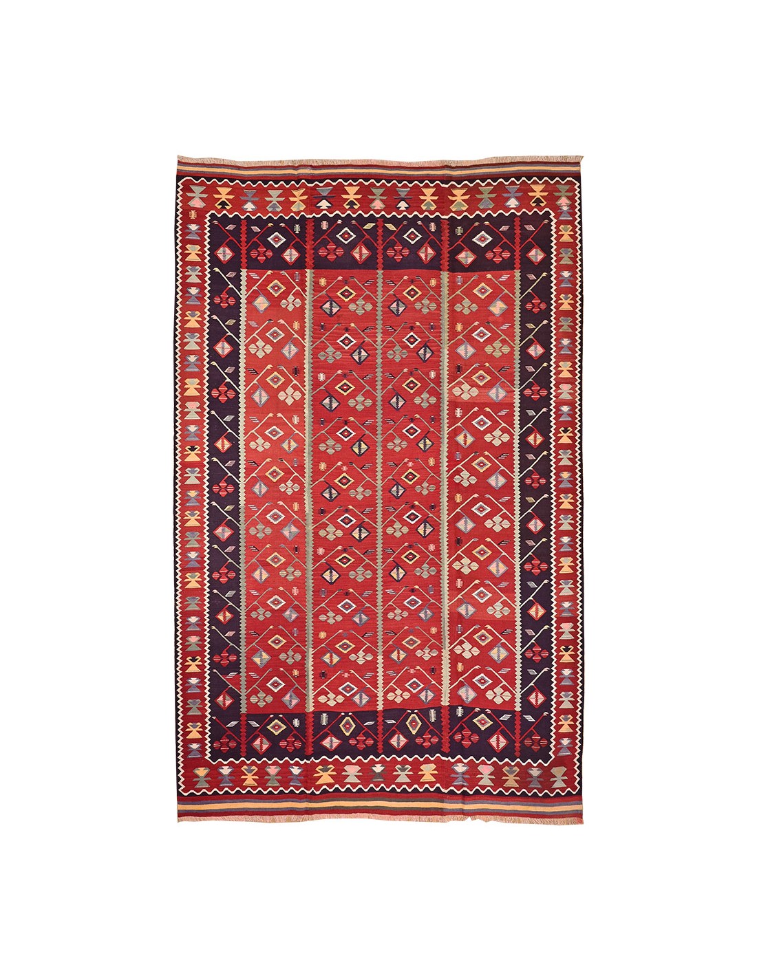 Antique and traditional kilim rugs, expressions of traditions
